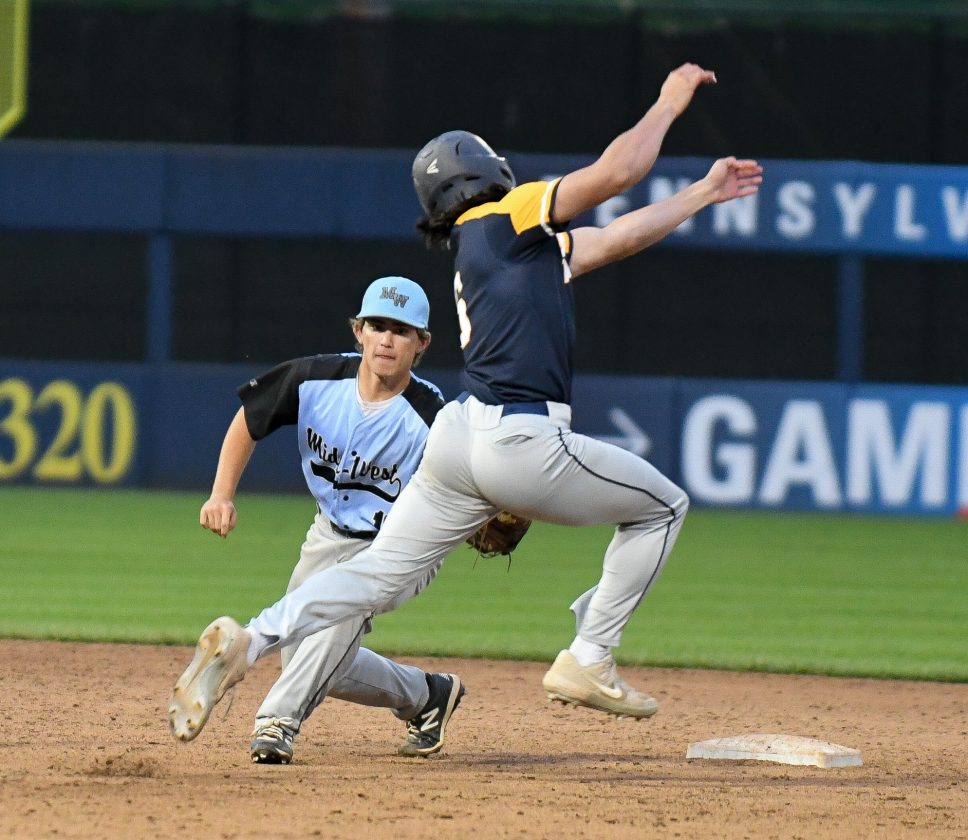 Montoursville falls to Midd-West in District 4 Class AAAA championship ...